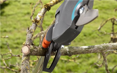 Telescopic Pruning Lopper StarCut 410 - Gardena : buy Telescopic ...